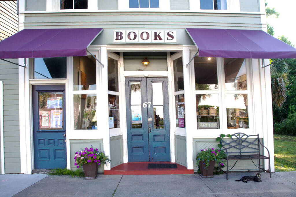 A Road Trip to the Best Florida Independent Bookstores in 2025