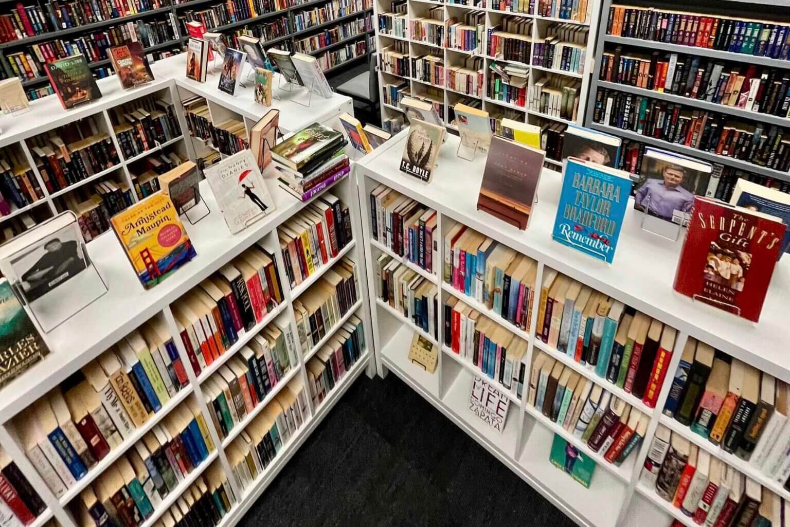 A Road Trip to the Best Florida Independent Bookstores in 2024