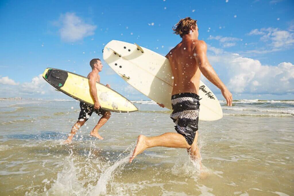 14 Best Surfing Beaches in Florida (2026) • Authentic Florida