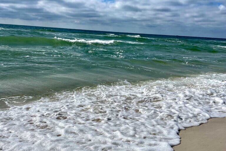 14 Best Surfing Beaches in Florida (2024) • Authentic Florida