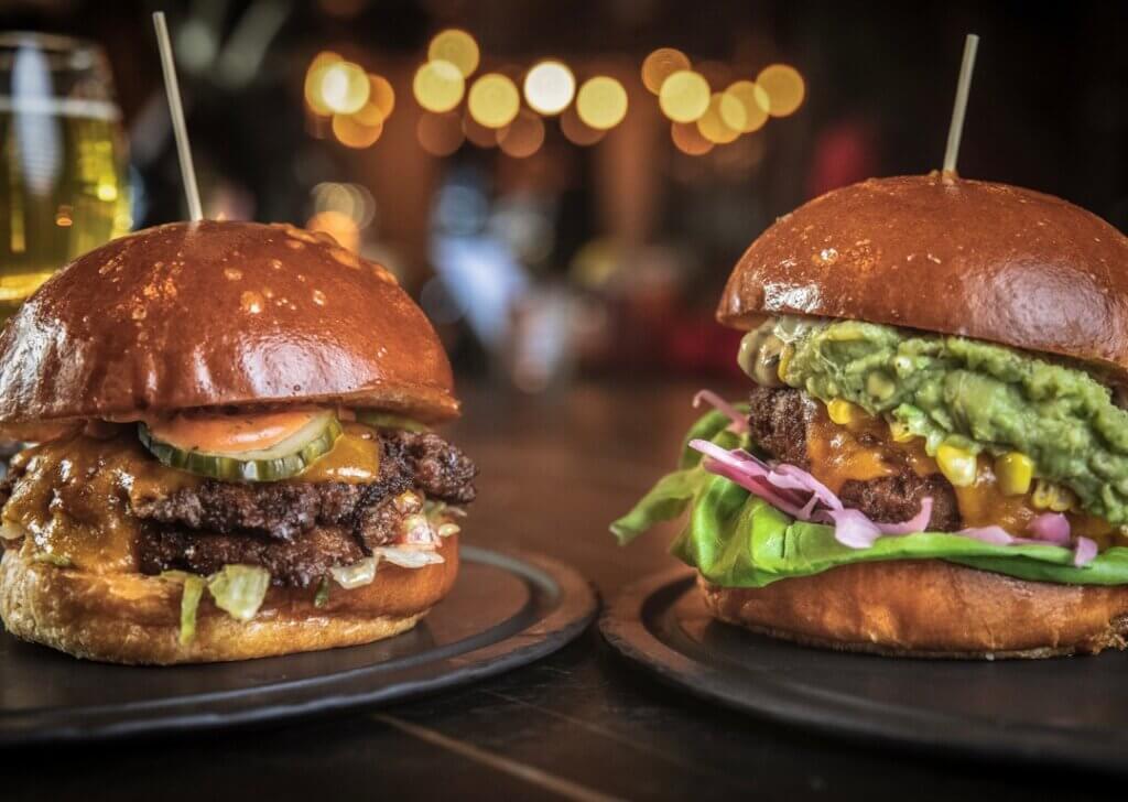 15+ Top Spots for the Best Burgers in Florida (2025)