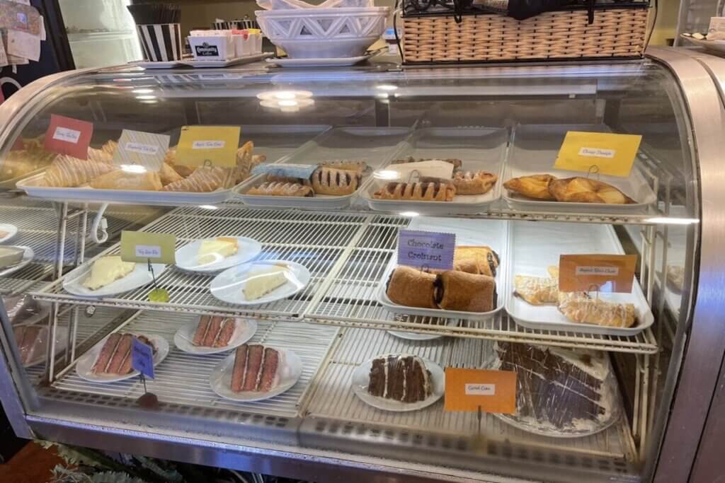 A Road Trip to the Best Bakeries in Florida • Authentic Florida