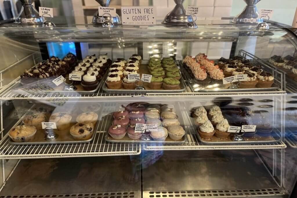 A Road Trip to the Best Bakeries in Florida • Authentic Florida