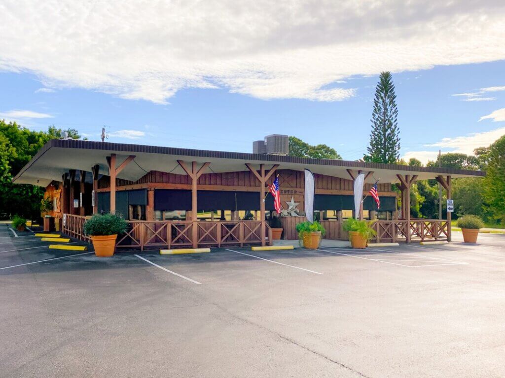 A Guide to the Best Barbecue in Florida (2025) • Authentic Florida