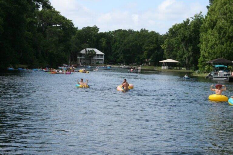 8 Best Places to Go Tubing in Florida (2025) • Authentic Florida